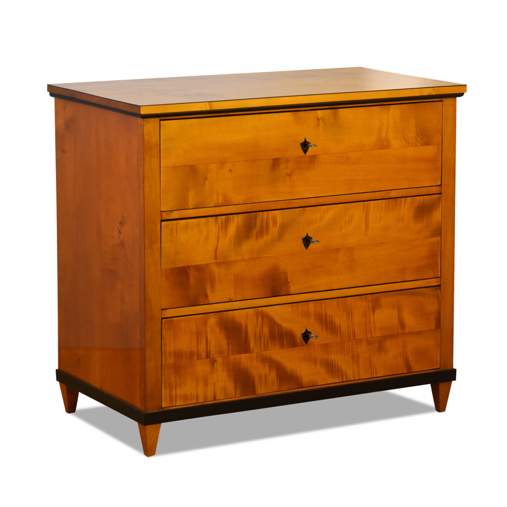 ANTIK-SHOP.DE Kommode Biedermeier Birke Schellack